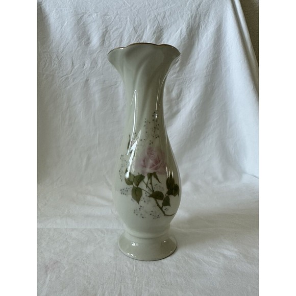 Jamestown | Accents | Jamestown Fine Porcelain China 75 Vase Japan ...